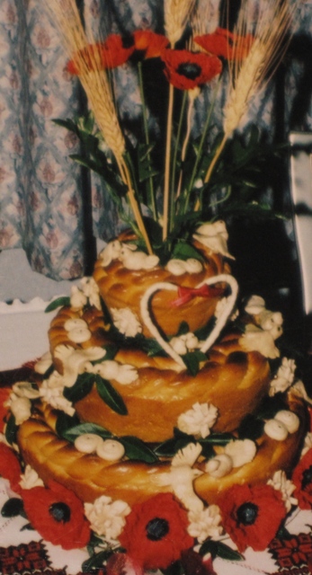 Ukrainian Wedding Korovai - Recipe and Technique for Love Birds and ...